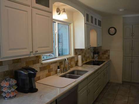 Beside Still Waters River House | Texas Hill Country Reservations