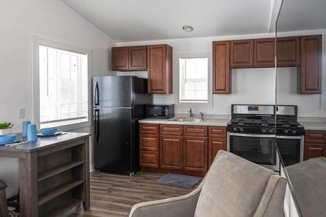 Cottage 103 (1 Bedroom) - Copper Country Cottages